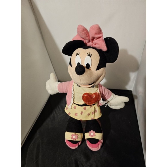 Toys | Vintage Talking Minnie Mouse With Red Popping Heart E1 | Poshmark